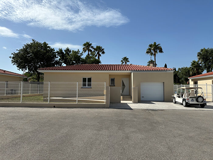 Saint-Cyprien : Maison 4 pièces à vendre