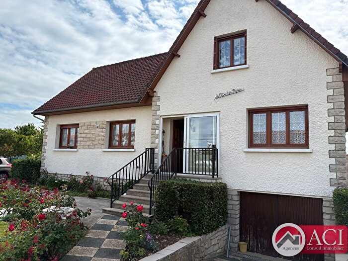 Maison 7 pièces à vendre à Lachapelle-Saint-Pierre