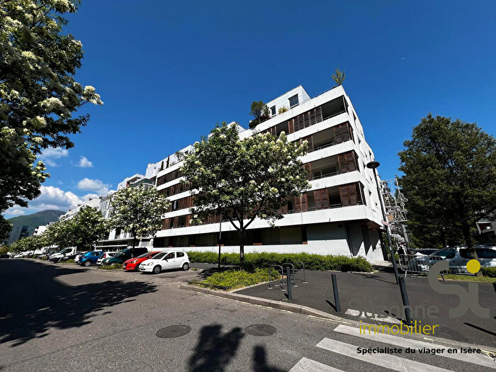 Grenoble, Village Olympique - Appartement 3 pièces à louer