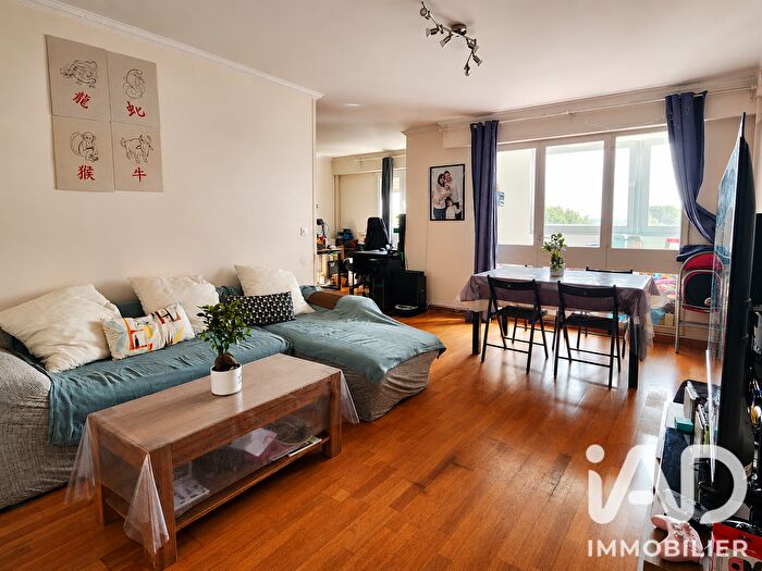 Appartement 4 pièces à vendre - Saint-Ouen-l'Aumône, Centre-ville, Prairie