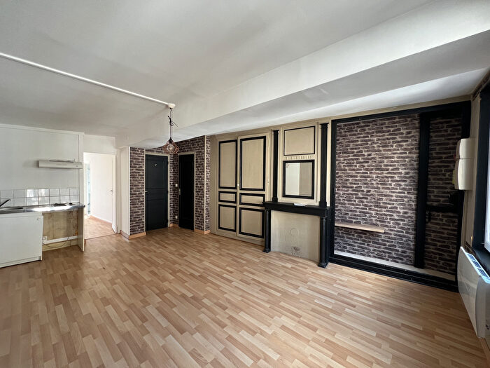 Appartement à louer - Louviers, Centre-ville - 2 pièces - 1 chambre