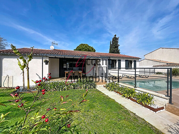 Maison à vendre - Mollégès - 4 pièces - 3 chambres