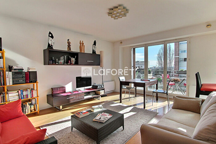 Appartement 3 pièces à Courbevoie, Bécon, à vendre