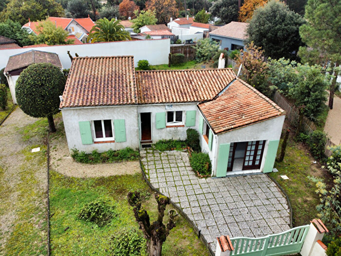 Maison à vendre - Saint-Trojan-les-Bains - 4 pièces - 3 chambres