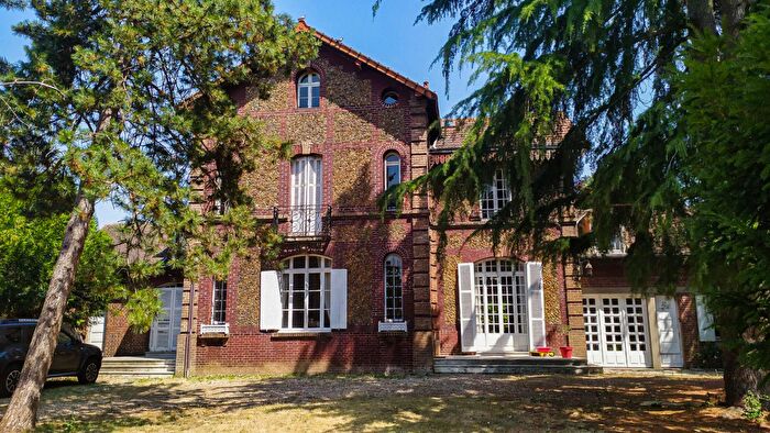 Maison à vendre - Saint-Étienne-du-Rouvray, Bic Auber, Parc Fleury - 13 pièces - 7 chambres