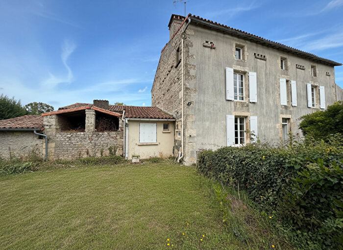 La Crèche - Maison 6 pièces à vendre