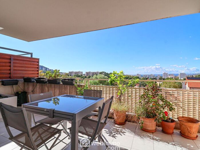 Appartement à vendre - Marseille e , Les Baumettes - 3 pièces - 2 chambres