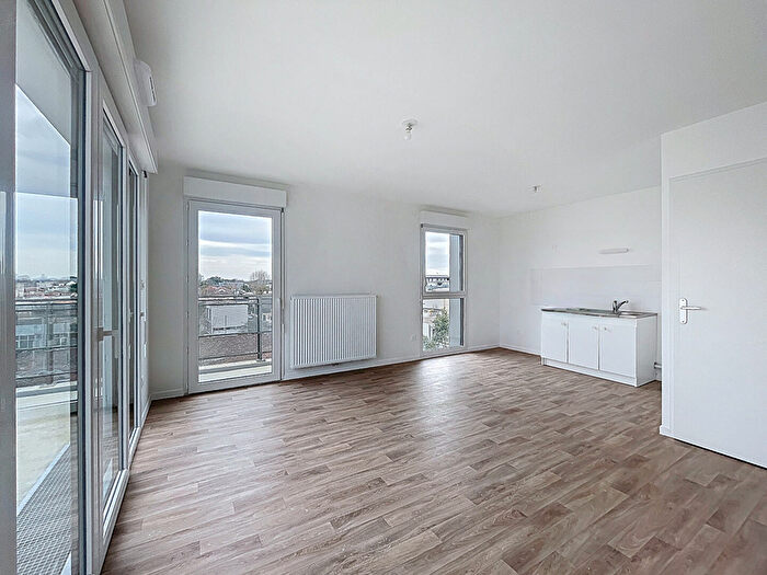 Appartement à vendre - Mérignac, Centre-ville - 3 pièces - 2 chambres