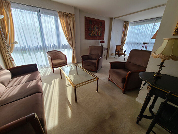 Appartement 4 pièces à vendre à Fontenay-le-Fleury, Soleil Levant