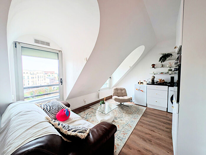 Maisons-Laffitte, Ouest - Appartement 1 pièce à louer