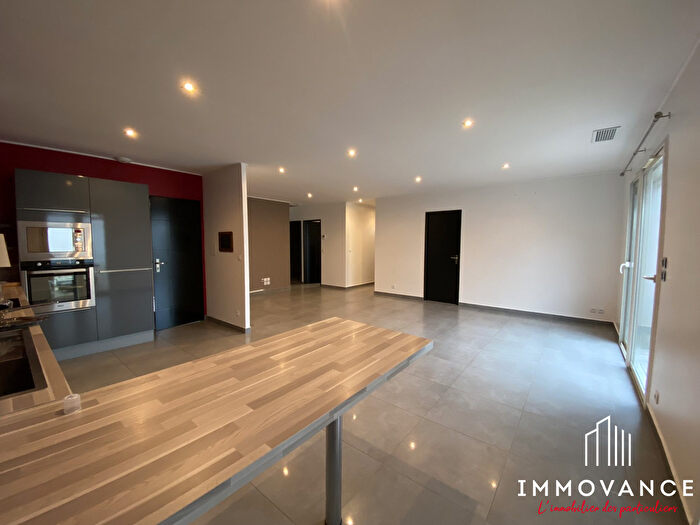 Maison à louer - Vacquières - 4 pièces - 3 chambres