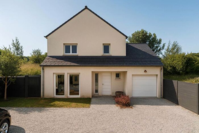 Frénouville - Maison 5 pièces à vendre