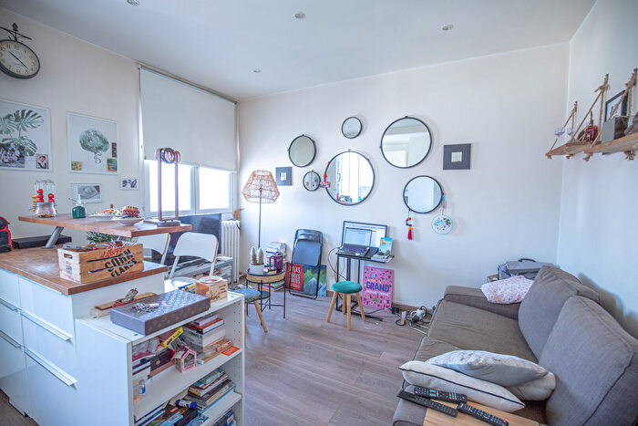 Appartement 2 pièces à vendre à Clamart, Trivaux, La Garenne