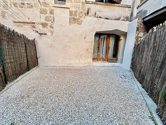 Appartement à louer - Tarascon, Centre-ville, Château, Condamine - 2 pièces - 1 chambre