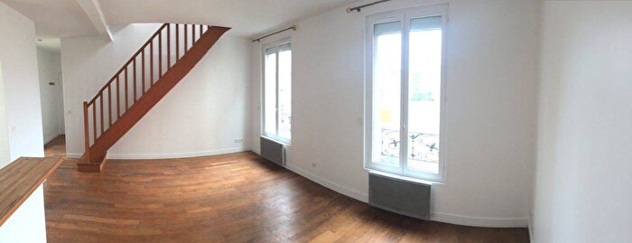Agent Sarre-Centre-Les Vallées-La Garenne, Colombes : Appartement 3 pièces à louer