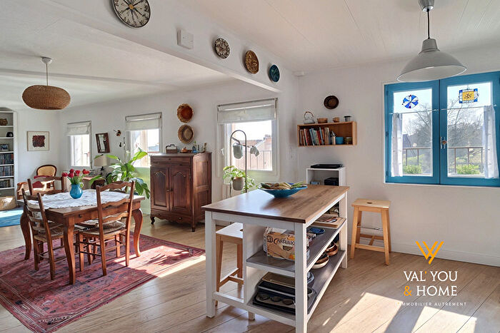 Appartement à vendre - Saint-Genis-Laval - 4 pièces - 3 chambres