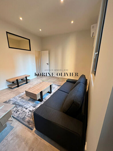 Appartement à louer - Aix-en-Provence, Centre-ville - 2 pièces - 1 chambre