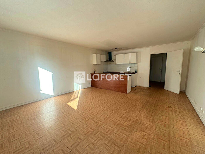 Appartement à vendre - Saint-Denis, République, Gare - 2 pièces - 1 chambre