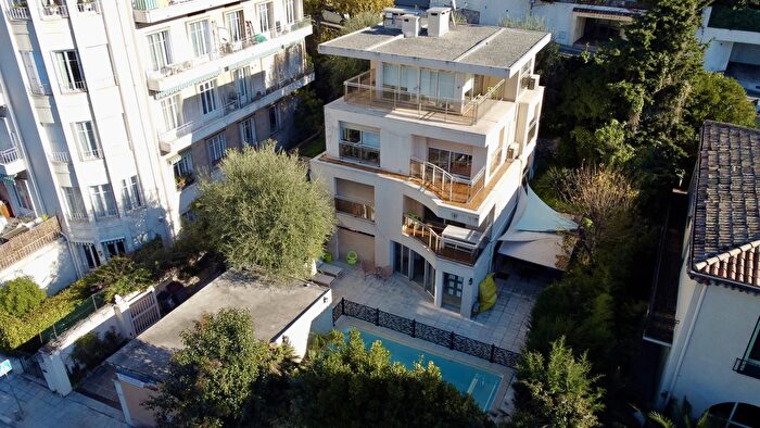 Maisons à vendre et appartements à louer - 1