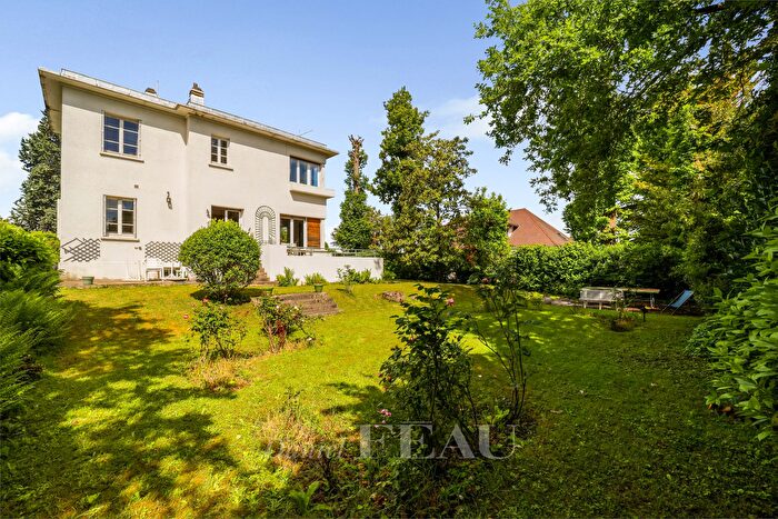 Maison 6 pièces à La Celle-Saint-Cloud, La Chataigneraie, à vendre