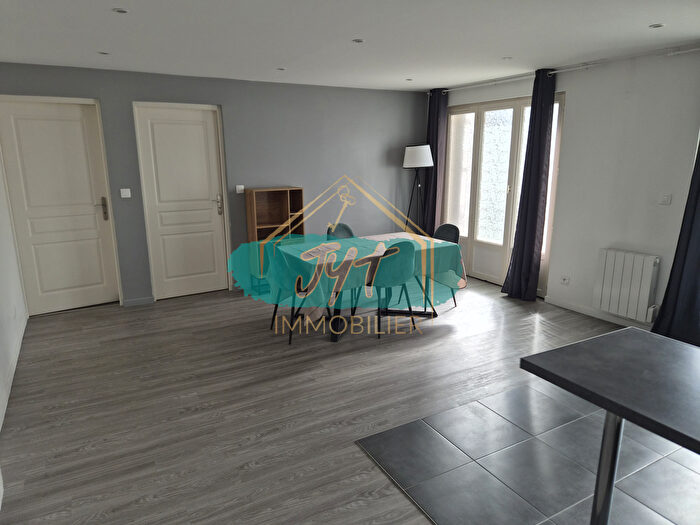 Appartement 2 pièces à Marly-la-Ville, à louer