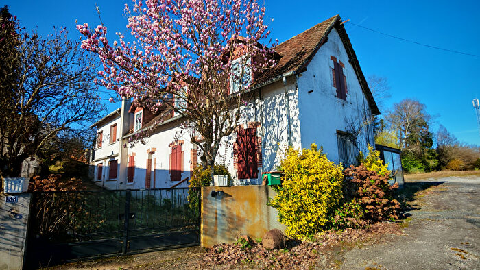 Maison à vendre - Vicq-sur-Breuilh - 8 pièces - 6 chambres