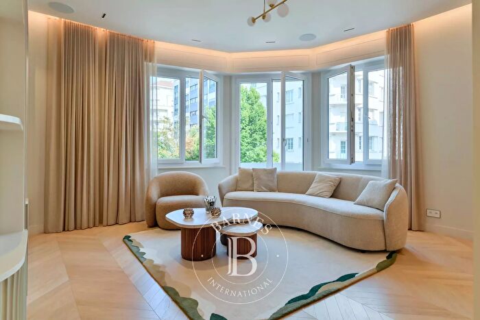 Appartement à vendre - Lyon e , Tête dOr, Vitton - 5 pièces - 4 chambres