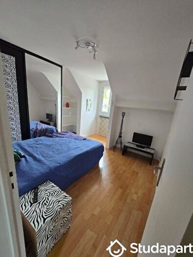 Appartement à louer - Centre Nord, Ormesson-sur-Marne - 1 pièce - 5 chambres