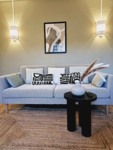 Appartement à louer - Cusset, Villeurbanne - 4 pièces - 1 chambre