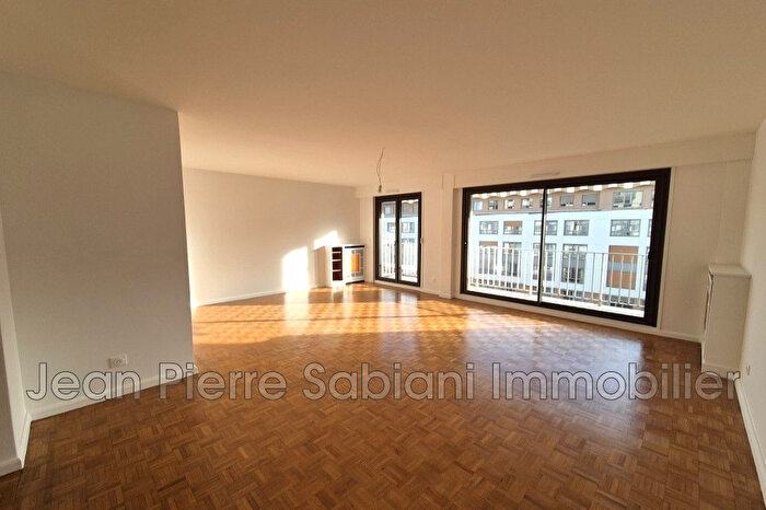 Appartement à vendre - Courbevoie, Hôtel de ville - 4 pièces - 3 chambres