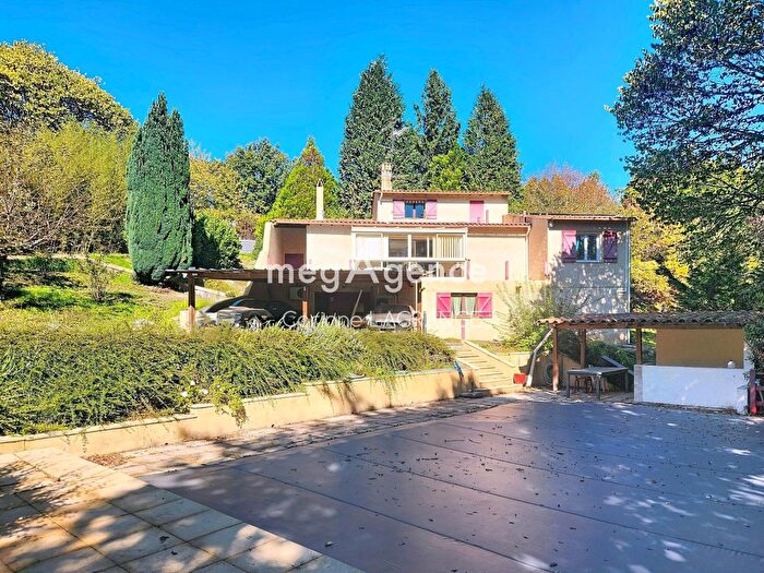 Maison à vendre - Trélissac - 5 pièces - 4 chambres