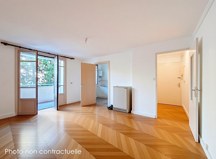 Appartement à vendre - Grenoble, Eaux-Claires, Mistral - 3 pièces - 2 chambres