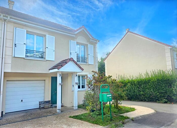 Maison à vendre - Triel-sur-Seine - 6 pièces - 5 chambres