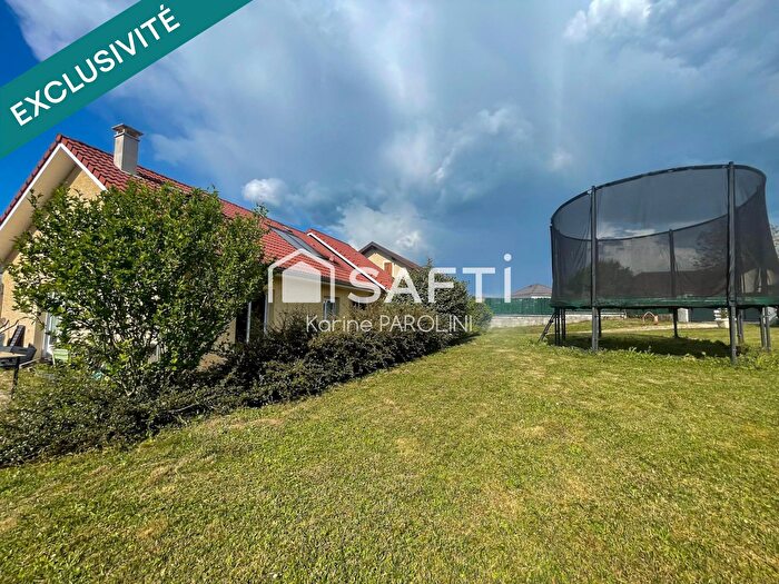 Maison à vendre - Le Pont-de-Beauvoisin - 5 pièces - 4 chambres