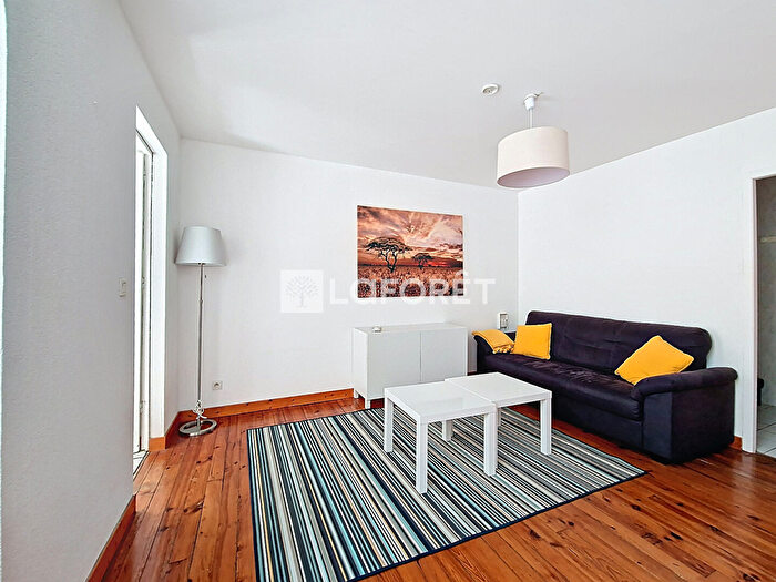 Appartement à louer - Pau, Centre-ville - 2 pièces - 1 chambre