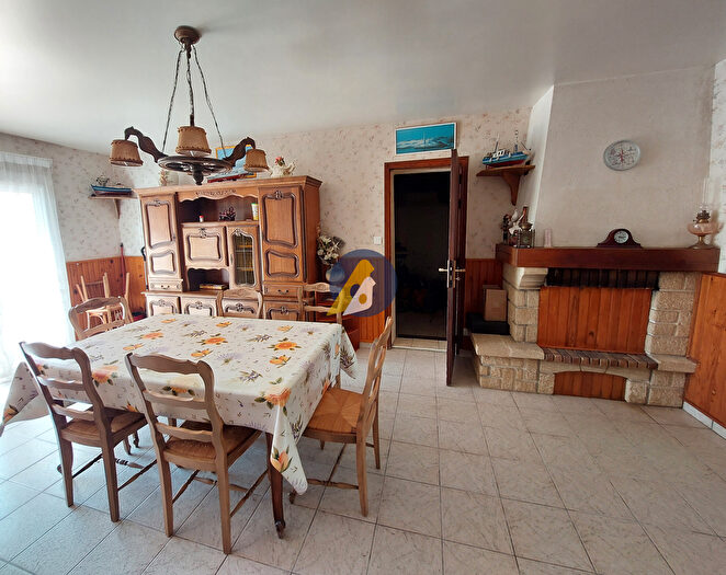 Maison à vendre - Saint-Hilaire-de-Riez - 5 pièces - 4 chambres