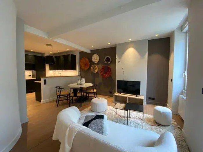 Centre ville, Bordeaux : Appartement 3 pièces à louer