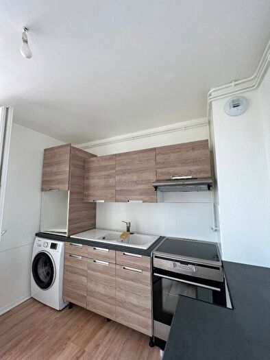 Appartement à louer - Clermont-Mayollet, Roanne - 4 pièces - 3 chambres