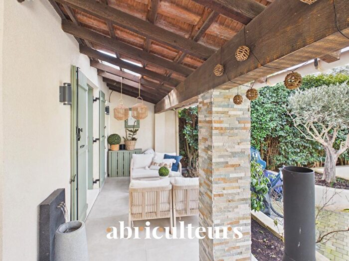 Maison 4 pièces à Aix-en-Provence, Luynes, à vendre