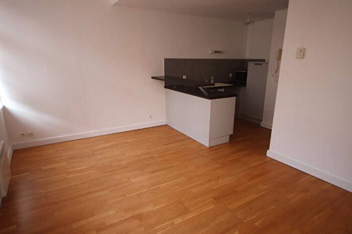 Centre, Lille : Appartement 3 pièces à louer