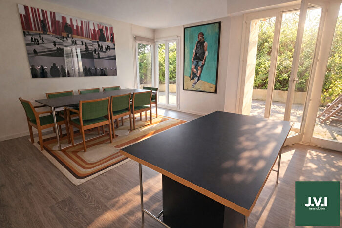 Appartement à vendre - Enghien-les-Bains - 6 pièces