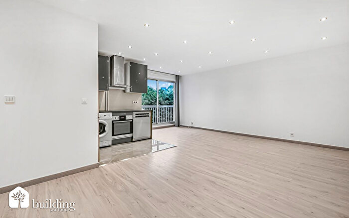 Appartement 1 pièce à Neuilly-sur-Seine, Parc de Neuilly, à vendre