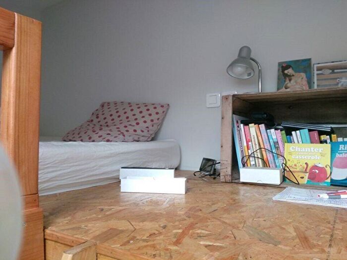 Clémenceau-Pontac-Sallegourde-Pont de Langon, Villenave-dOrnon : Appartement 1 pièce à louer