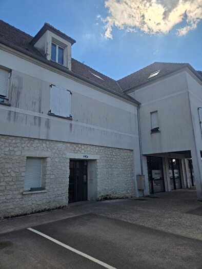 Appartement 4 pièces à louer à Péroy-les-Gombries