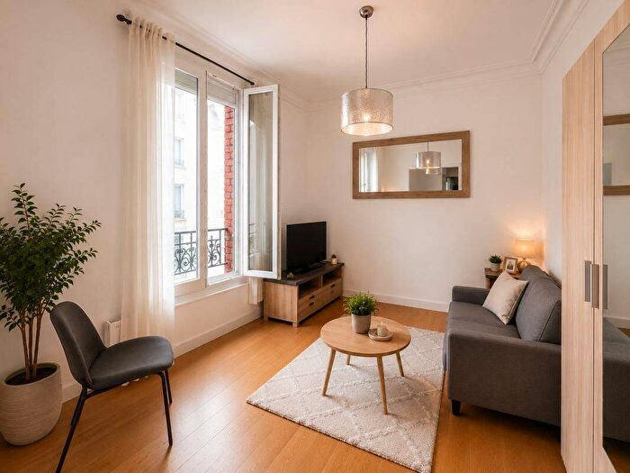 Agent Sarre-Centre-Les Vallées-La Garenne, Colombes - Appartement 3 pièces à louer