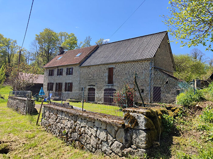 Maison à vendre - Pontcharraud - 4 pièces - 1 chambre