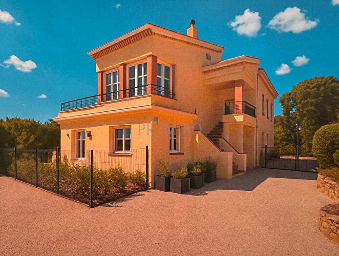 Appartement à vendre - Saint-Raphaël, Plateau Notre-Dame - 9 pièces - 6 chambres