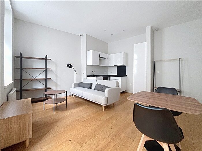 Appartement à louer - Narbonne, Cité - 2 pièces - 1 chambre