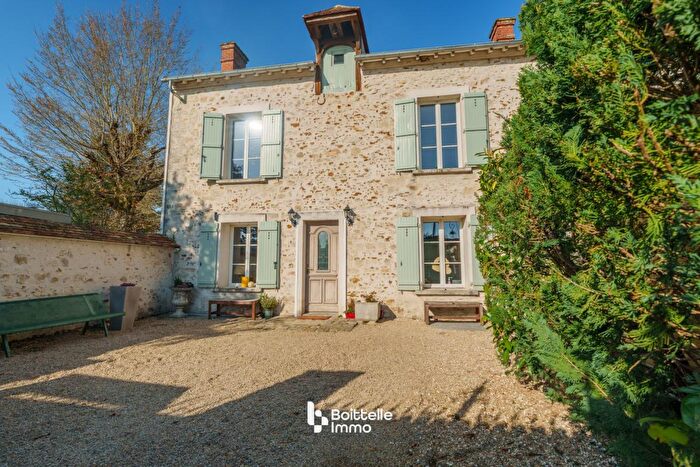 Maison à vendre - Barbizon - 9 pièces - 4 chambres