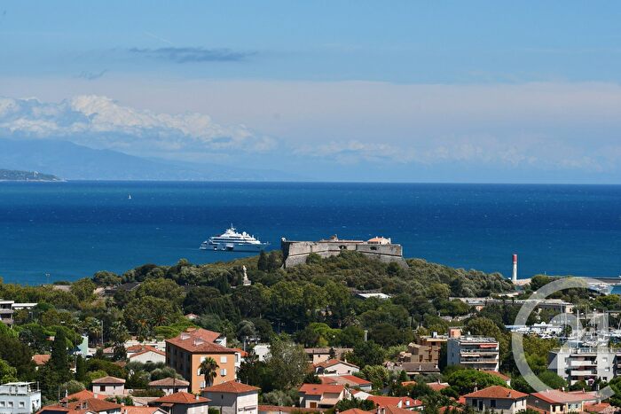 Appartement 3 pièces à vendre à Antibes, Antibes-les-Pins, Trianon, Le Fournel, Peyregoue